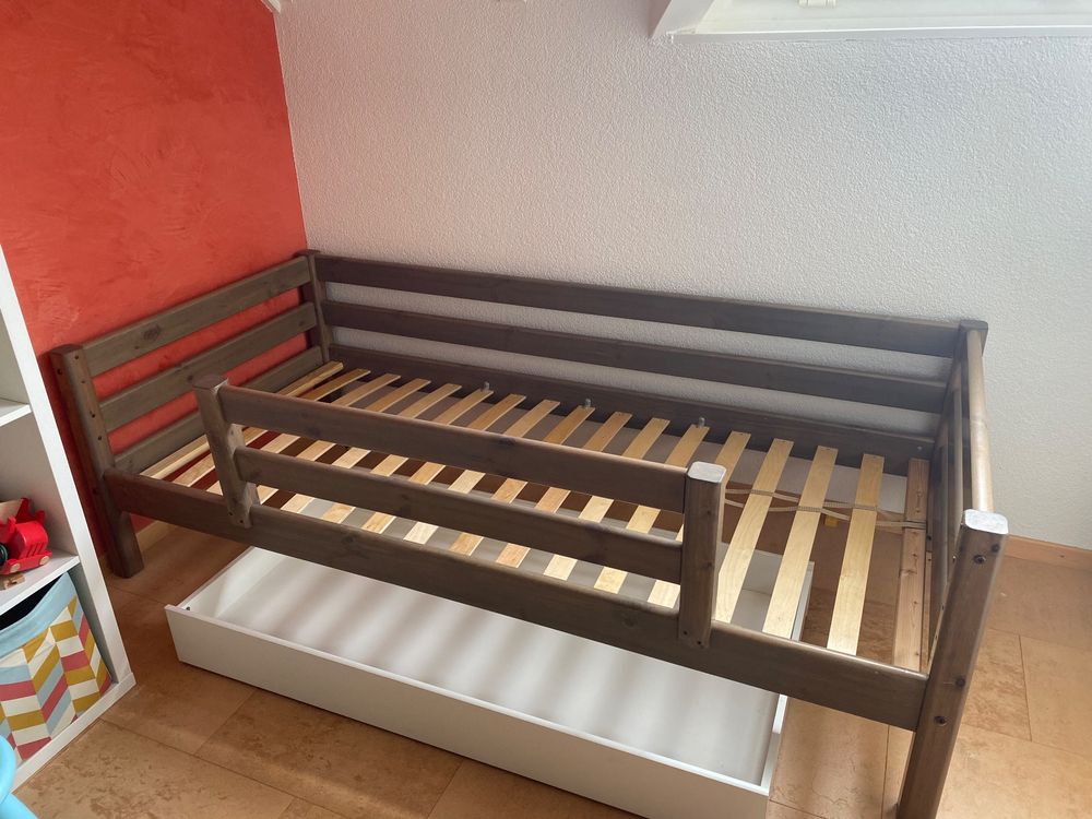 Flexa Bett einzeln mit Rausfallschutz und Schublade | Acheter sur Ricardo