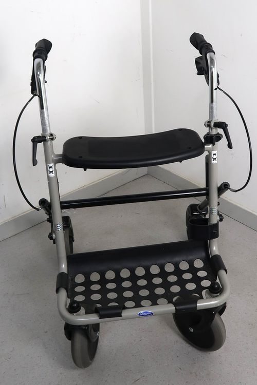 Rollator Invacare Banjo (Gebraucht) in Volketswil für CHF 25 – nur ...