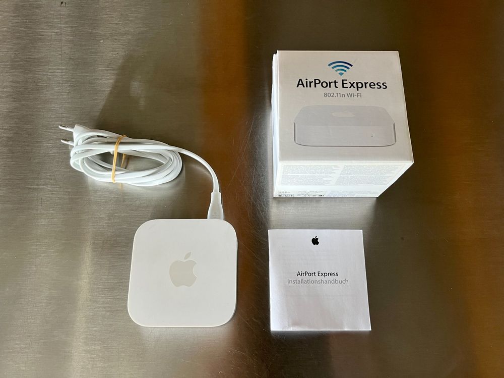 NA0048 Apple AirPort Express 802.11n Wi-Fi, Model No. A1392 (Gebraucht ...