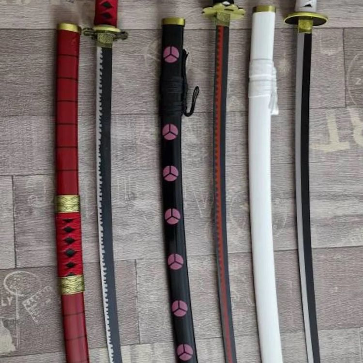 ONE PIECE - ZORO KATANAS (SHUSUI, WADO ICHIMONJI, KITETSU) | Kaufen auf ...