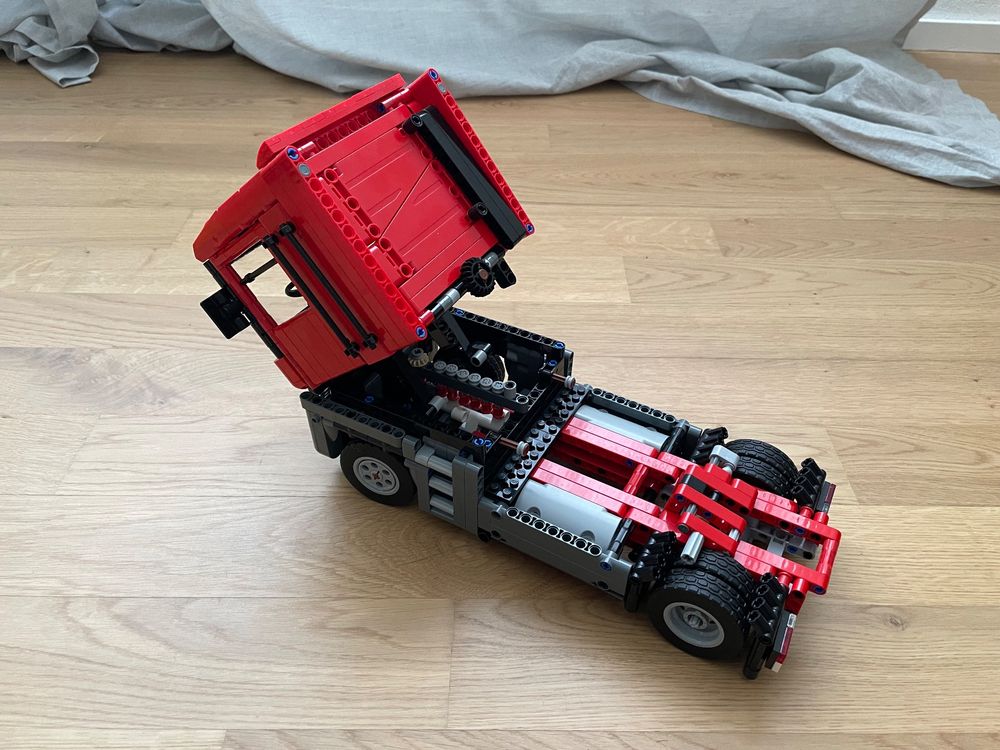 Lego Technic - Renault Magnum 1990 (Neu (gemäss Beschreibung)) in ...