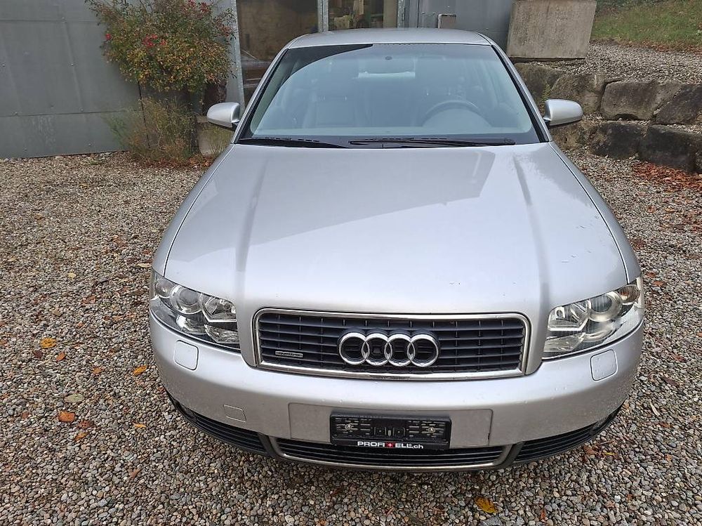 AUDU A4 3.0 V6 QUATTRO 220PS 1. HD ALLE SERVICE MFK 03.24 (Gebraucht ...