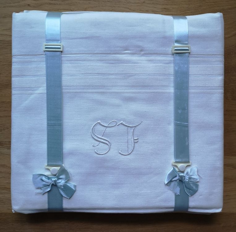 2 wunderschöne ungebrauchte Leinentücher von Schwob aus Bern | Kaufen ...