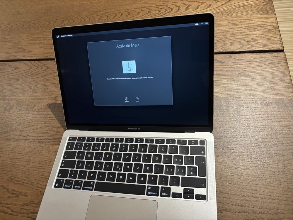 MacBook Air M1 2020 (Gebraucht) in Signau für CHF 375 – mit Lieferung ...