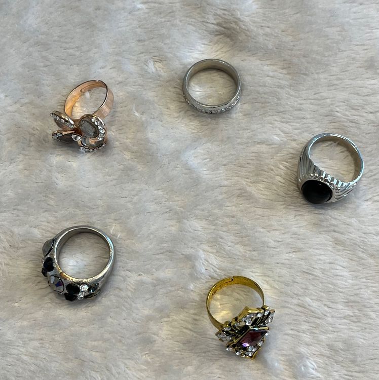 Schmuck Lot Ringe (Gebraucht) in Oberegg für CHF 1 – mit Lieferung auf ...