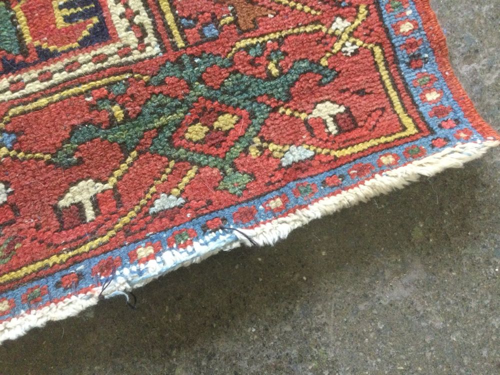 Antiker Teppich Alter und Herkunft unbekannt! (Gebraucht) in Wangen SZ ...