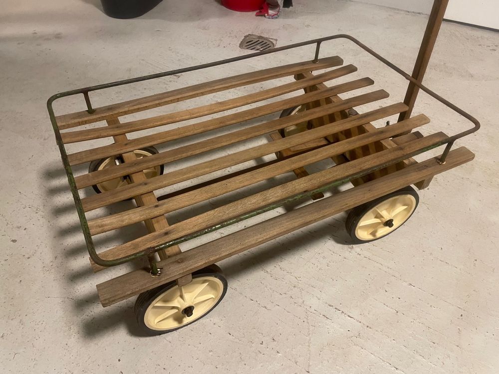 Handwagen, sehr alter, leichtgängiger Handwagen aus Holz (Gebraucht) in ...