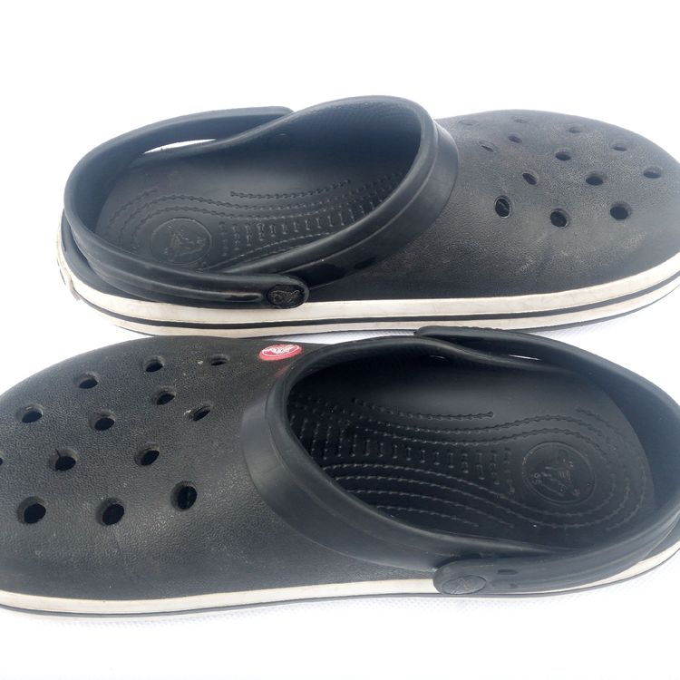 Crocs Gr. 41 / 42 (W8 M10) schwarz weiss | Kaufen auf Ricardo