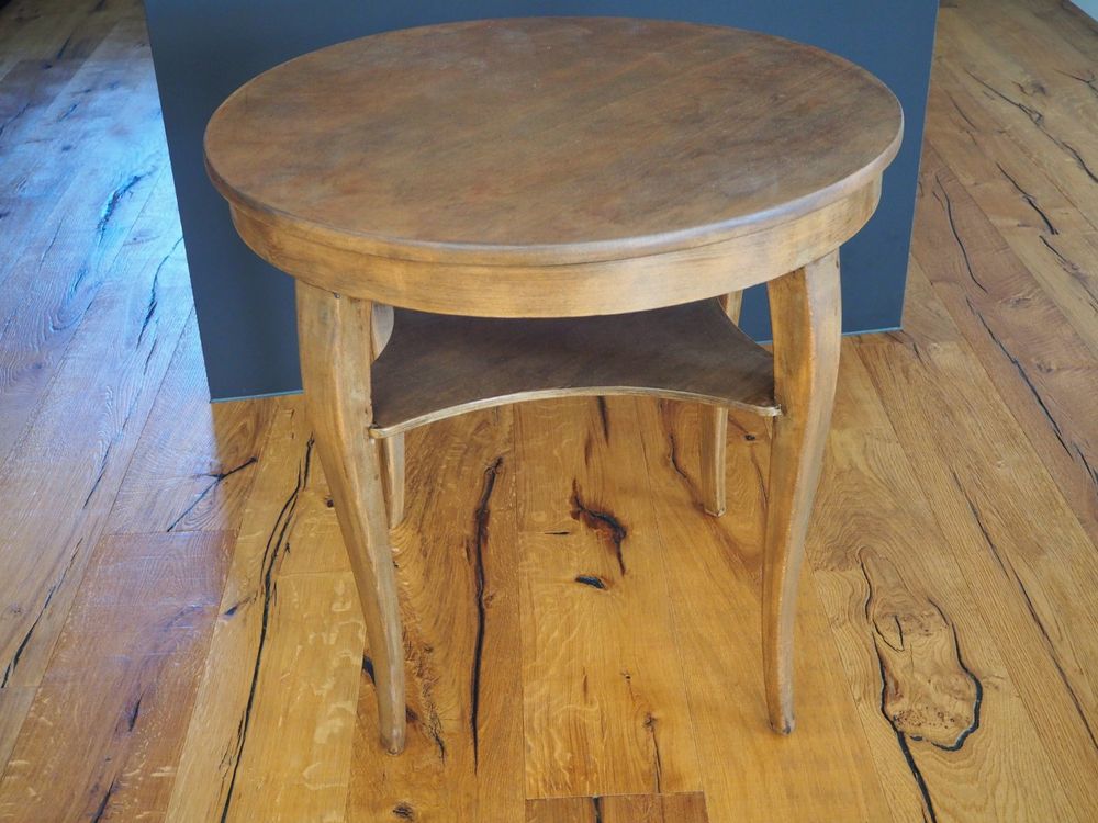 Alter, runder Tisch | Kaufen auf Ricardo