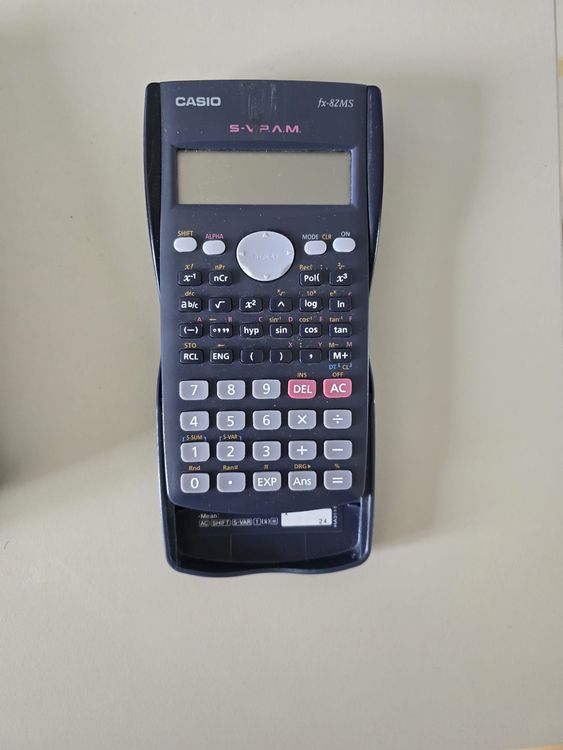 Calcolatrice scientifica Casio fx-82MS (Usato) a Zürich per CHF 10 ...