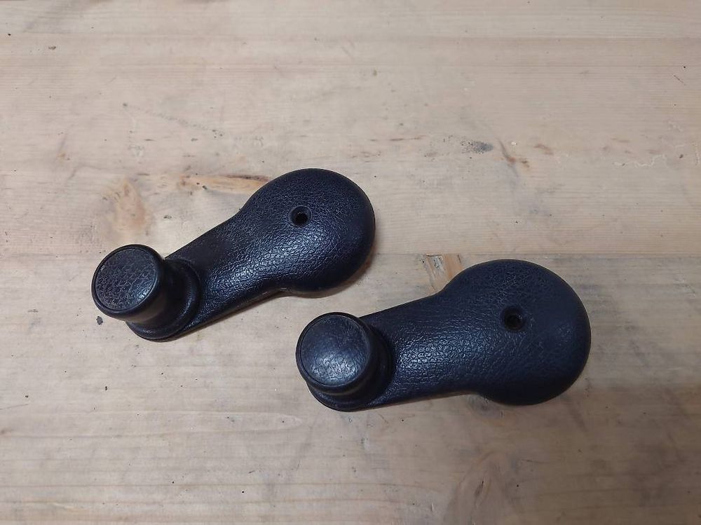 Ein Paar Unimog MB Trac Fenster-Kurbeln A3817250060 | Kaufen auf Ricardo