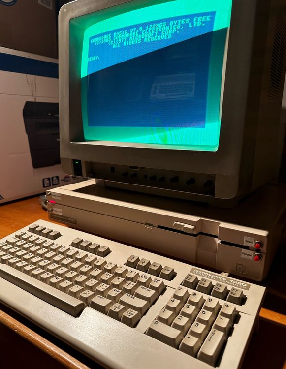 Commodore 128d inkl. Monitor 1901 | Kaufen auf Ricardo