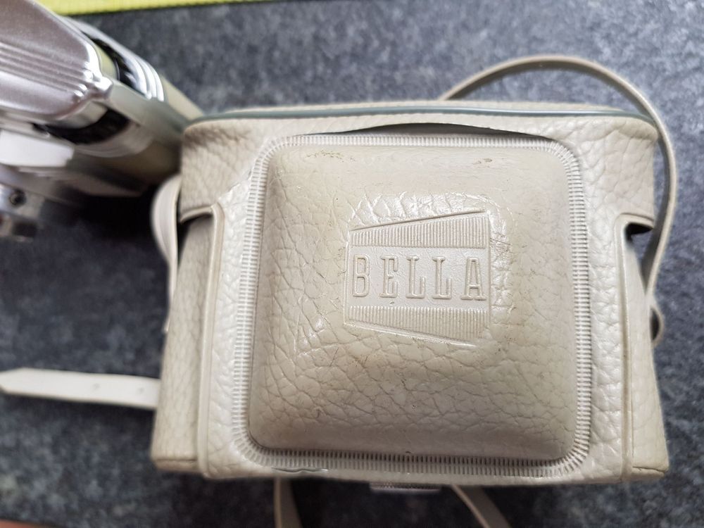 Bilora Bella 46 Kamera Sammlerstück Fotoapparat (Defekt) in Urdorf für ...