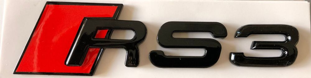 Audi Rs3 Emblem (Neu (gemäss Beschreibung)) in für CHF 10 – mit ...