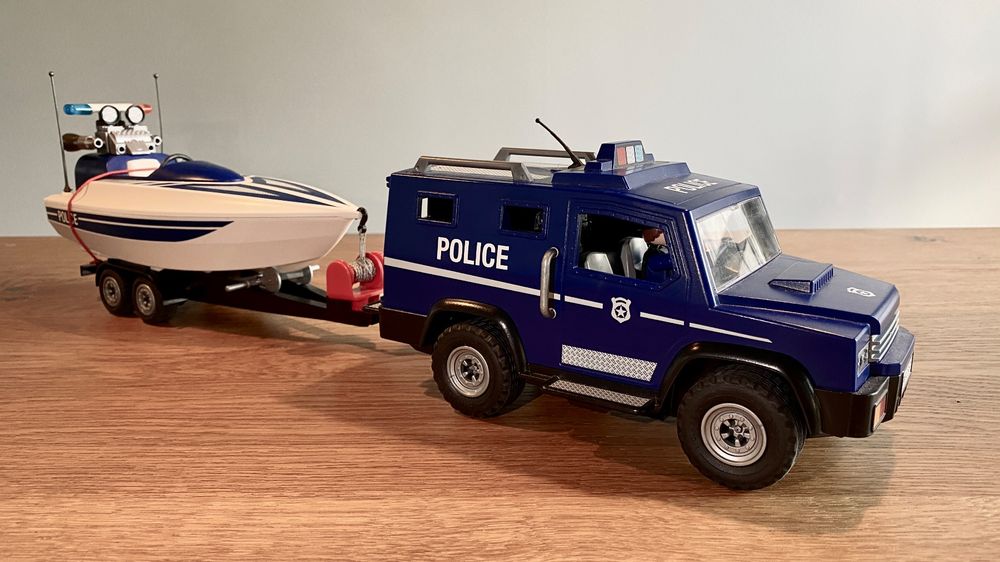 Playmobil 5187 Polizei-Truck mit Speedboot (Gebraucht) in für CHF 35 ...