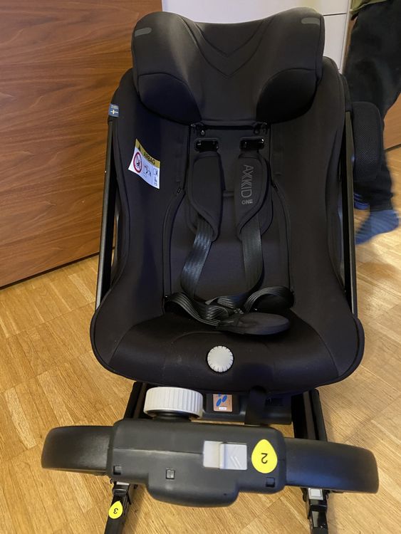 AXKID one Kindersitz reboarder (Gebraucht) in Zürich für CHF 250 – nur ...