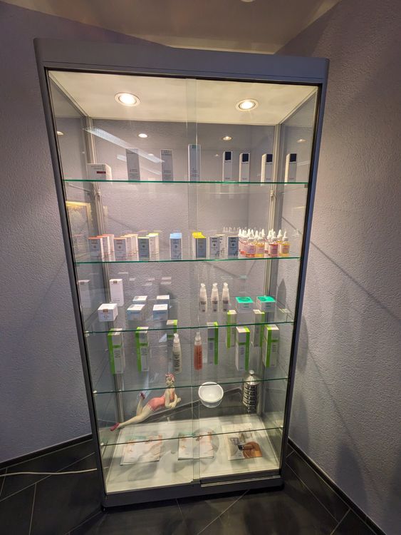 Display Vitrine | Kaufen auf Ricardo