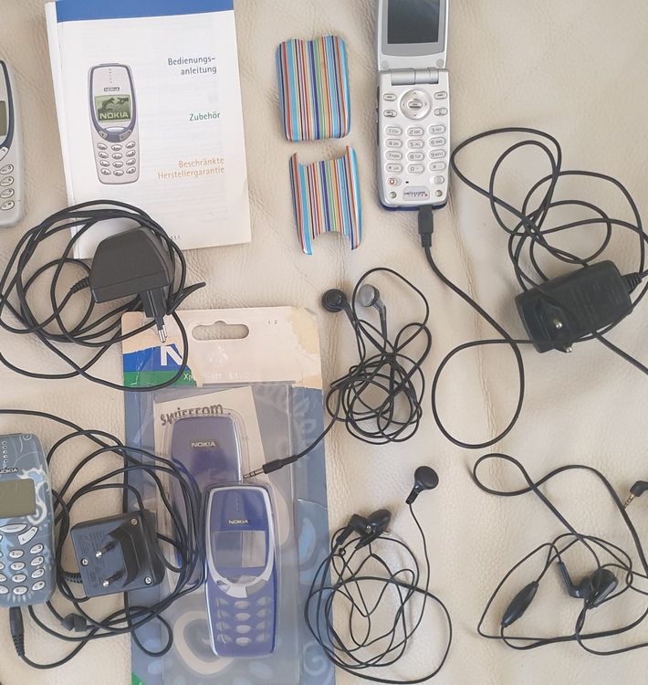 Vintage Nokias und Sony Ericsson | Kaufen auf Ricardo