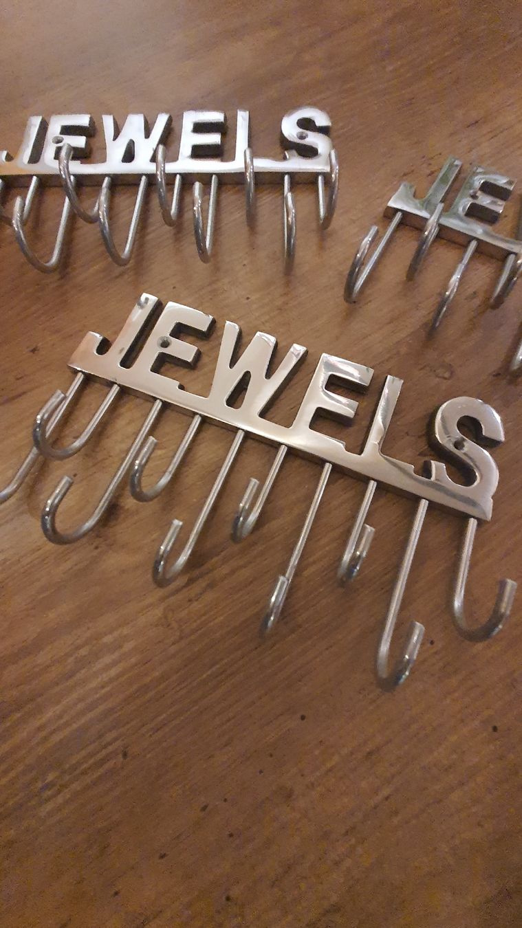 Aufhänger für Schmuck (Gebraucht) in Flawil für CHF 5 – mit Lieferung ...