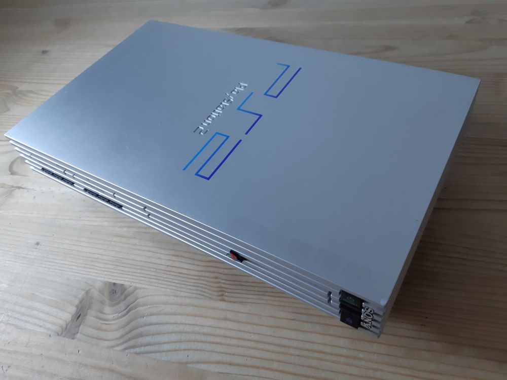 SONY Playstation 2 PS2 FAT Silber SCPH-50004 mit MemoryCard | Kaufen ...