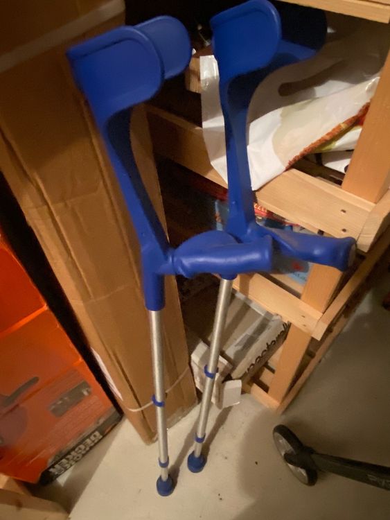 Krücken- Gehhilfen | Kaufen auf Ricardo