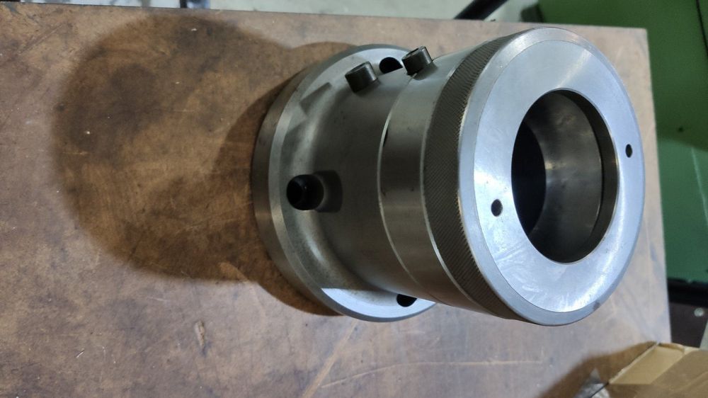 185E F66 Spannzangen und Futter (Gebraucht) in Erlen für CHF 1100 – nur Abholung auf Ricardo kaufen