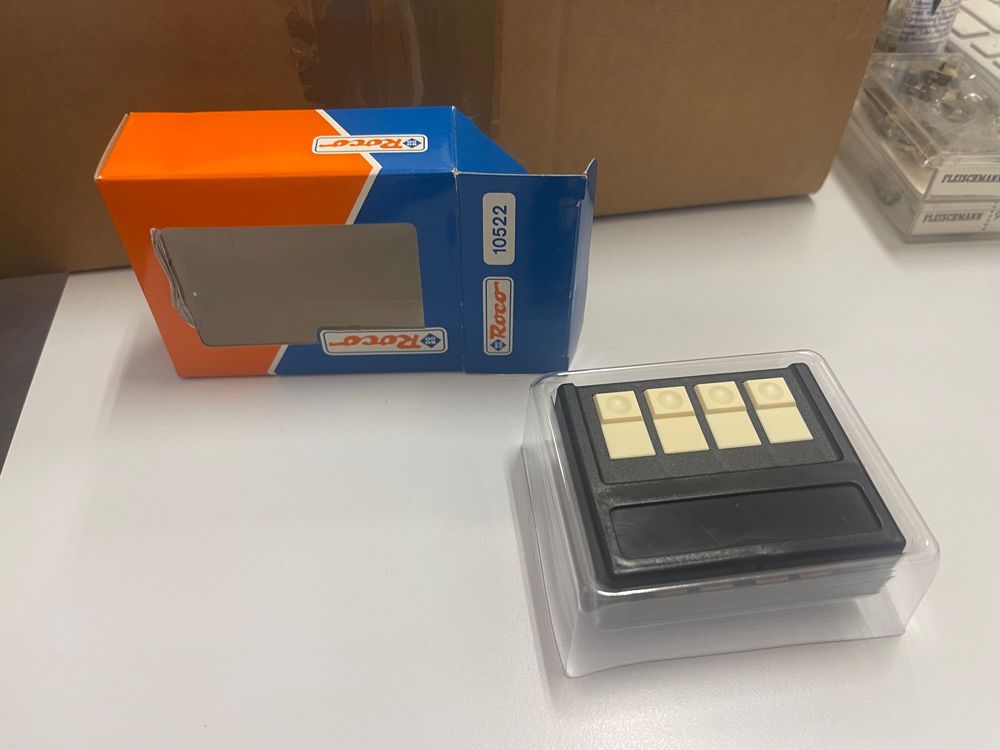 Roco 10526 Weichenschalter 1 stk. mit OVP Neu (Neu und originalverpackt ...