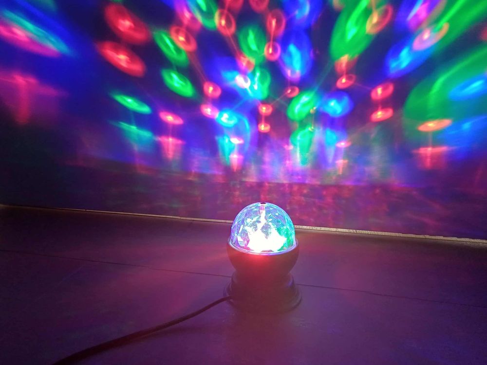 Discolicht für Party, LED-Effekt, Lichteffekt, Disco 🕺(Neu) (Gebraucht ...