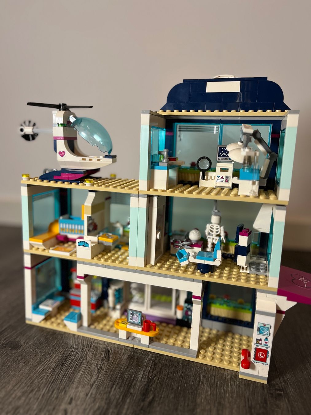 Lego Friends Spital 41318 .L'Hôpital de Heartlake City 41318 (Gebraucht ...