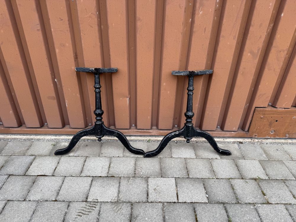 Risiege Gussfüsse 73 cm breit unten (Gebraucht) in Buch am Irchel für CHF 450 – nur Abholung auf ...