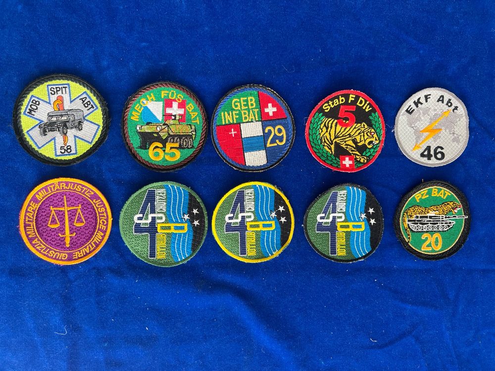 10 Abzeichen / Badges Schweizer Armee (KoA41) (Gebraucht) in ...