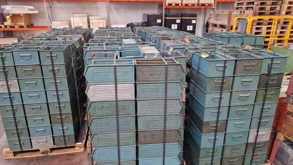 Schäfer Metallboxen (Gebraucht) in Uzwil für CHF 3 – nur Abholung auf ...