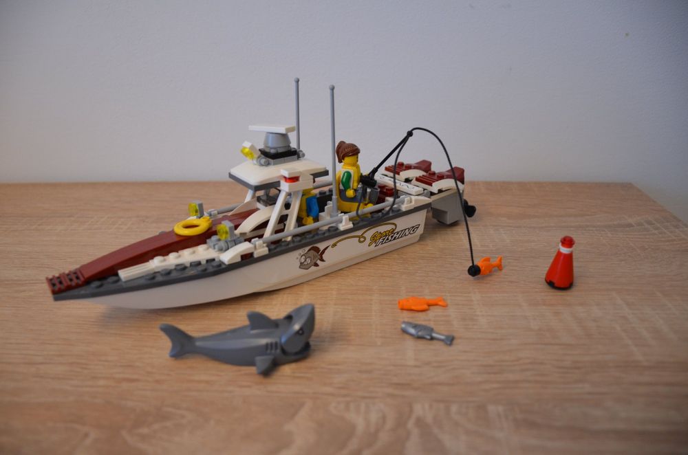 LEGO City 60147 Angelyacht (Gebraucht) in Glis für CHF 10 – mit ...