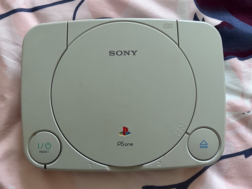 Playstation 1 (PSone Model) | Kaufen auf Ricardo
