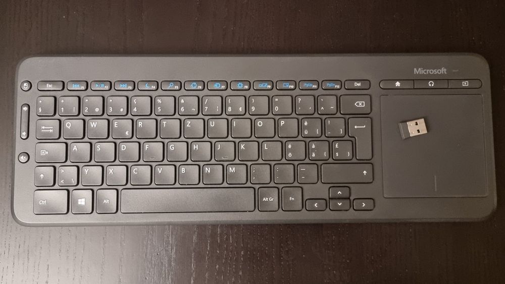 Tastatur Microsoft All-In-One Multitouch-Trackpad Kabellos (Gebraucht ...