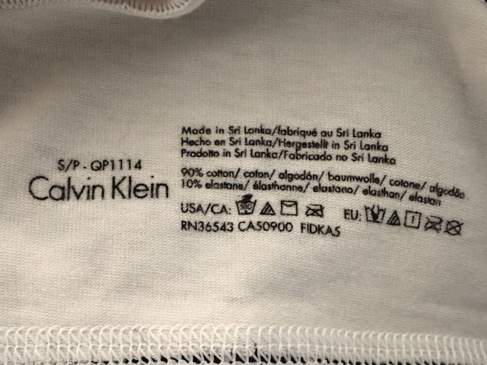 Calvin Klein (S) (Gebraucht) in Biel/Bienne für CHF 17 – mit Lieferung ...