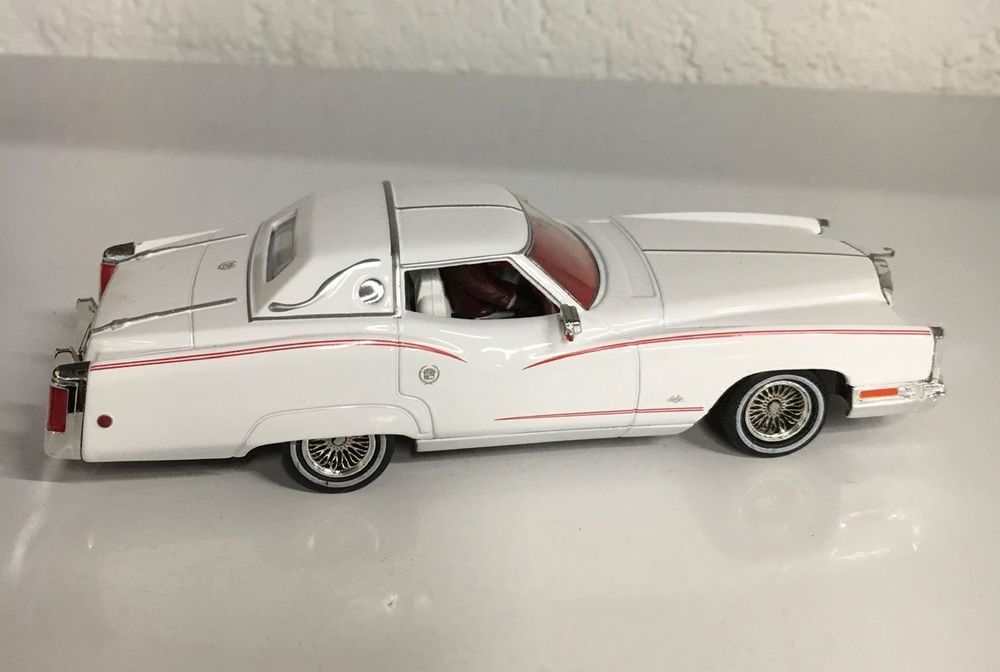 Modellauto Cadillac Corvorado 1973 - 1:43 - Bond (Neu (gemäss ...