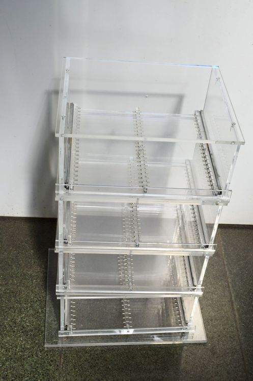Praktischer CD-Ständer Acryl, Stauraum für 160 cd (Gebraucht) in Russo ...
