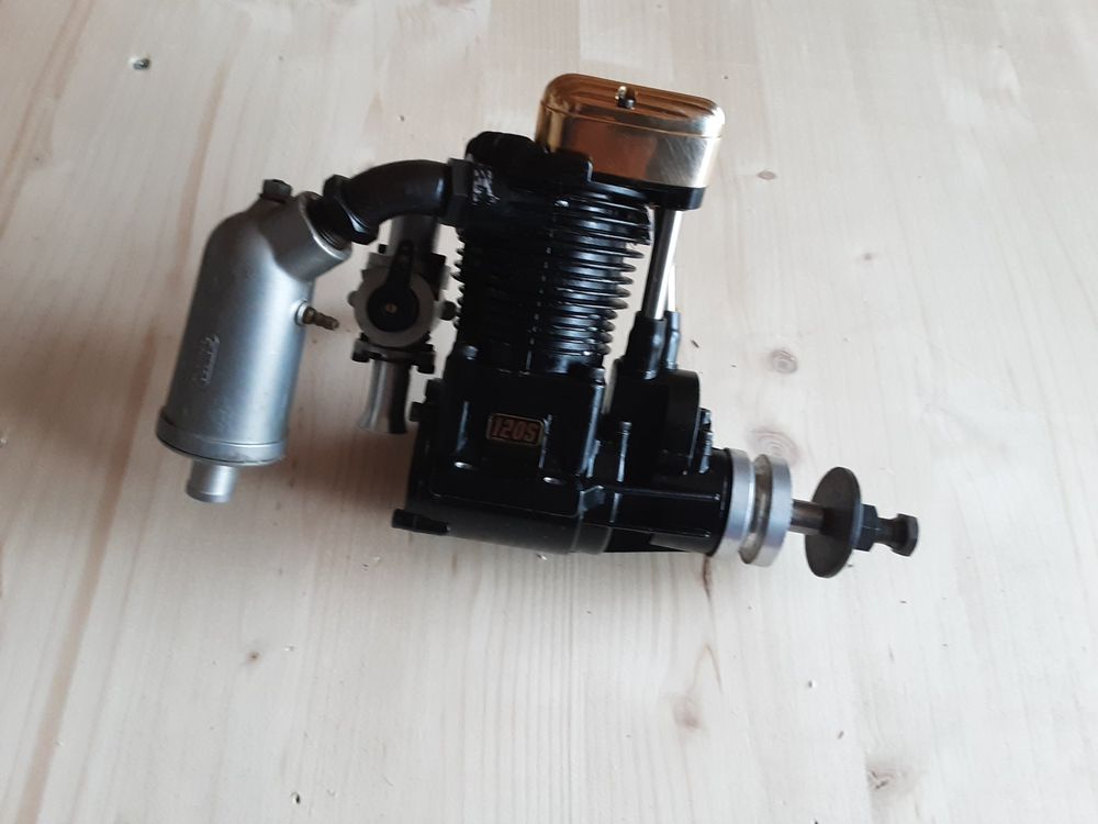 Motor Saito 20 cc 4t | Kaufen auf Ricardo