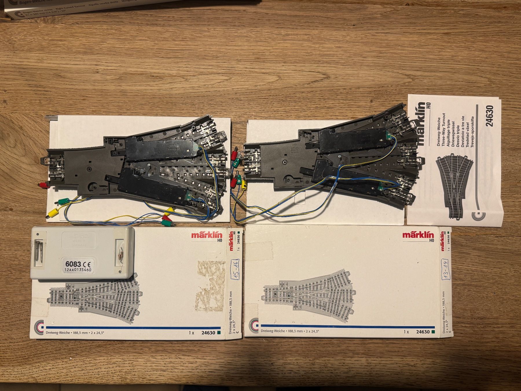 2Stk. Märklin 24630 Kreuzweiche inkl. Antrieb und Decoder (Gebraucht ...