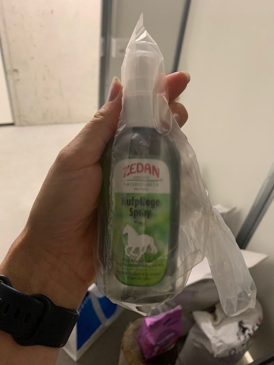 Hufpflegespray von Zedan (Neu und originalverpackt) in Buchrain für CHF ...