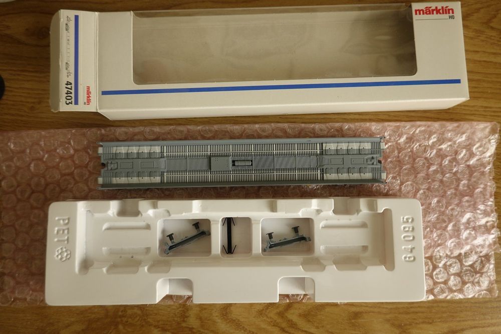 Märklin 47403: Niederflurwagen "HUPAC", Rollende Landstrasse | Kaufen ...