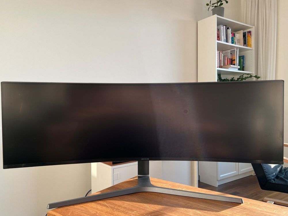 Samsung Curved 49" Gaming Monitor 144HZ - C49HG90 3840x1080 | Kaufen ...