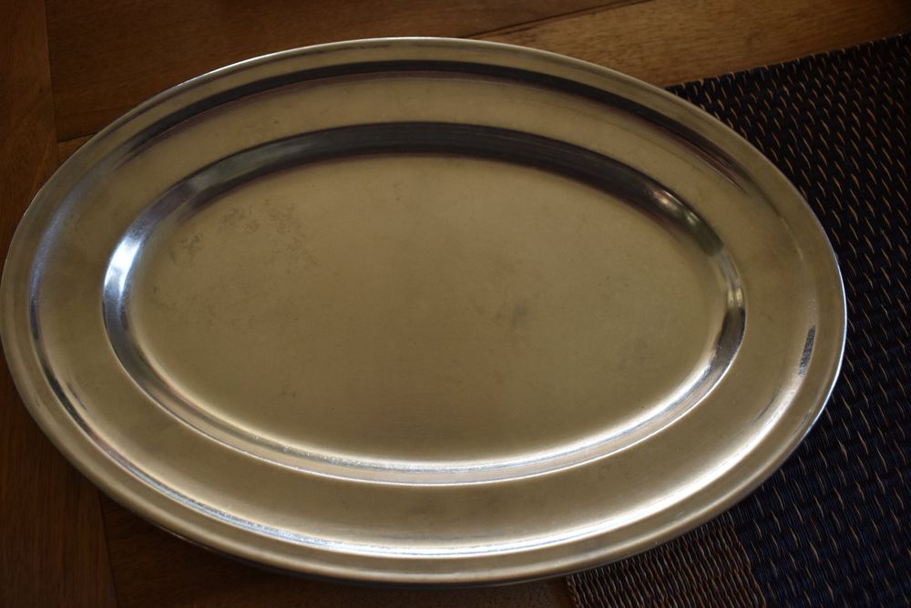 Ovale Serviceplatte Chromstahl 37 x 25 cm (Gebraucht) in Bertschikon ...