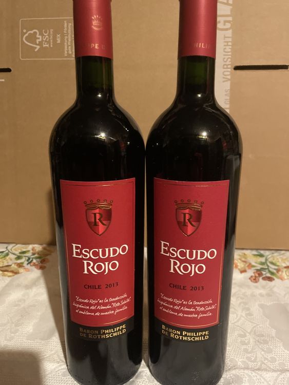 2 Flaschen Rotwein "Escudo Rojo" | Kaufen auf Ricardo