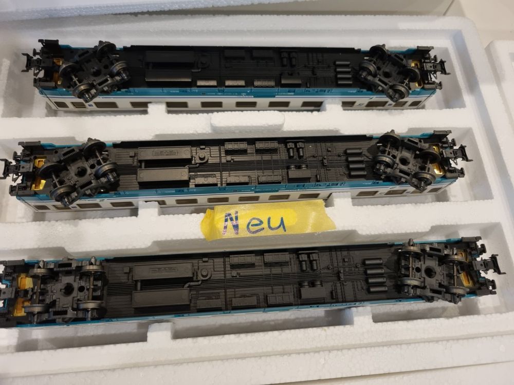 Märklin 41895 FS Schnellzug-Set Italien 3 Wagen mit Led 9Tei (Gebraucht ...