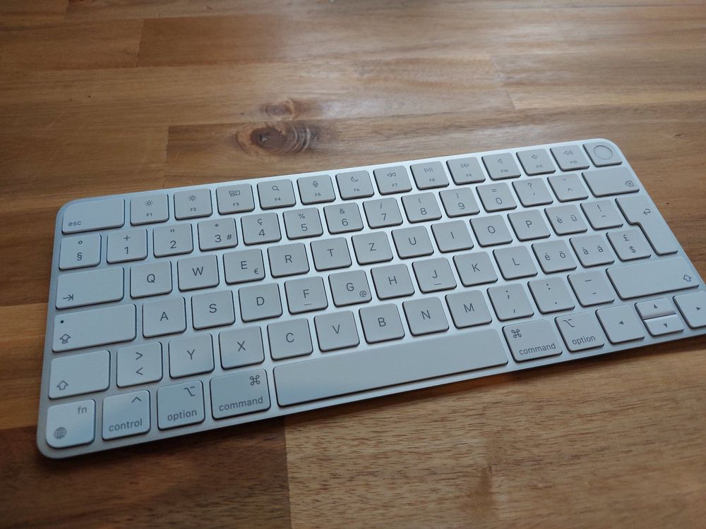 Magic Keyboard mit Touch ID für Mac Modelle mit Apple Chip (Gebraucht ...
