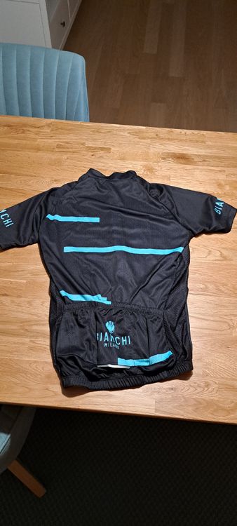 Bianchi Rennrad Velo Trikot Gr. M (weiblich) schwarz türkis (Gebraucht) in Hüntwangen für CHF 5 ...