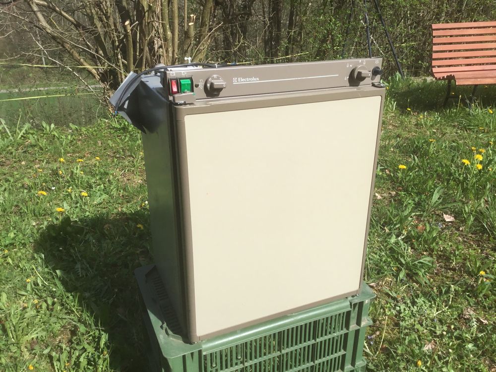 Electrolux Absorber Kühlschrank Camping 12 V, Gas, 230V (Gebraucht) in ...