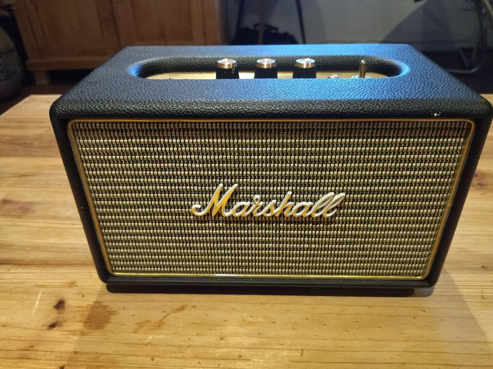 Marshall Bluetooth Lautsprecher Box (Gebraucht) in Ottenbach für CHF ...